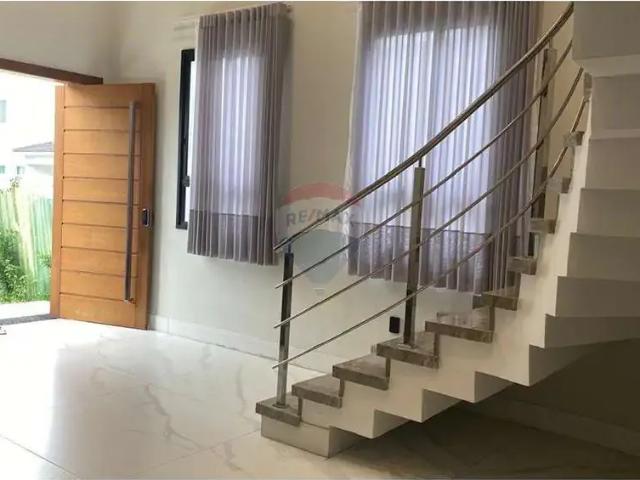 Casa / Sobrado para Venda em Serra/ES Boulevard Lagoa 4 Quartos