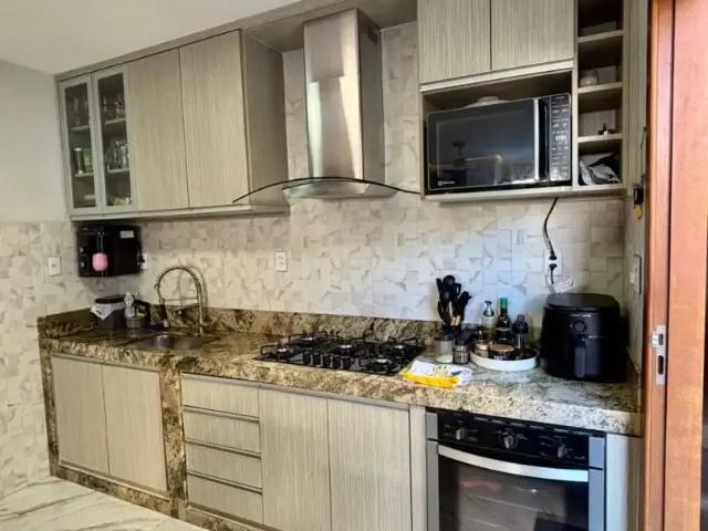 Casa / Sobrado para Venda em Serra/ES Castelândia 4 Quartos
