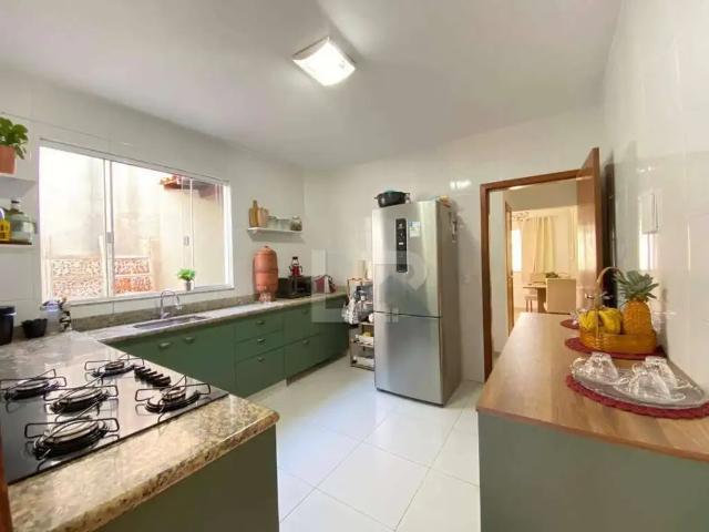 Casa / Sobrado para Venda em Serra/ES Colina de Laranjeiras 3 Quartos
