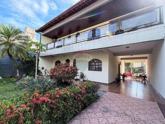 Casa / Sobrado para Venda em Serra/ES de Fátima 4 Quartos