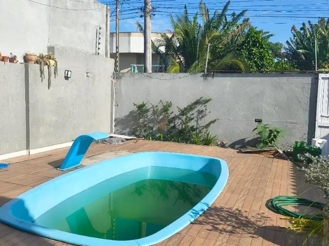 Casa / Sobrado para Venda em Serra/ES Jacaraípe 4 Quartos
