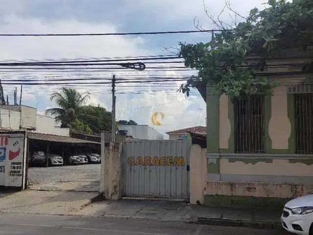 Casa / Sobrado para Venda em Sete Lagoas/MG Centro 3 Quartos