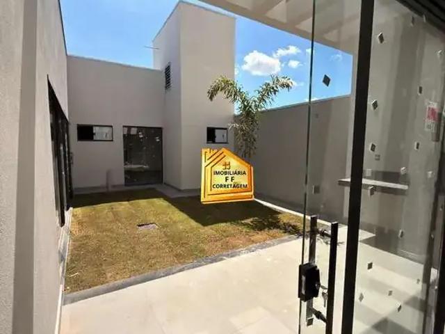 Casa / Sobrado para Venda em Sete Lagoas/MG Flórida 3 Quartos