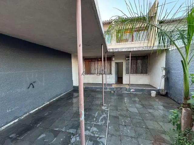 Casa / Sobrado para Venda em Sete Lagoas/MG São Geraldo 4 Quartos