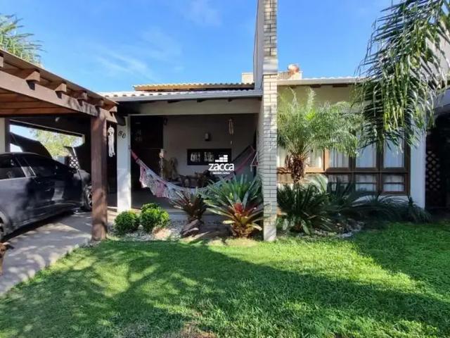 Casa / Sobrado para Venda em Sombrio/SC Centro 3 Quartos