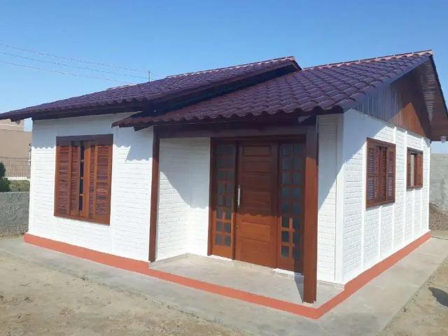 Casa / Sobrado para Venda em Sombrio/SC Nova Guarita 2 Quartos