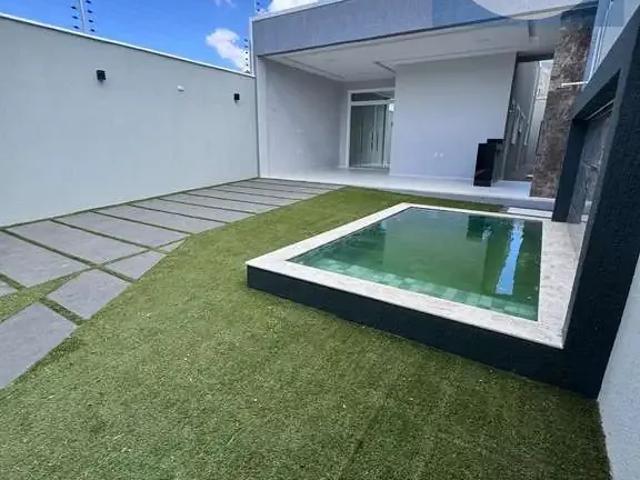 Casa / Sobrado para Venda em Sobral/CE Renato Parente 3 Quartos