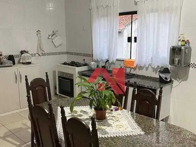 Casa / Sobrado para Venda em Socorro/SP Centro 4 Quartos