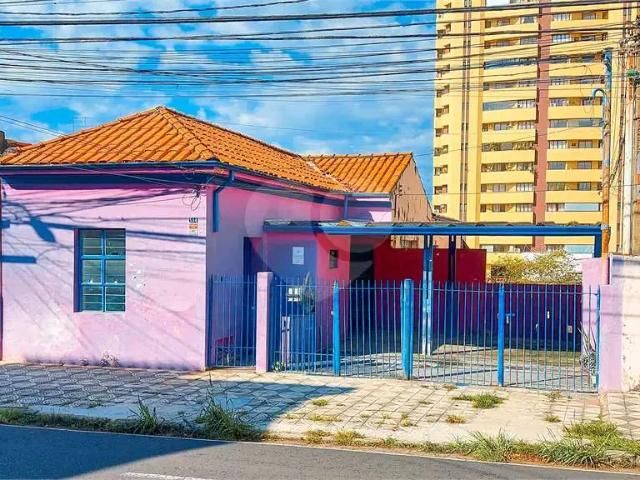 Casa / Sobrado para Venda em Sorocaba/SP Centro 3 Quartos
