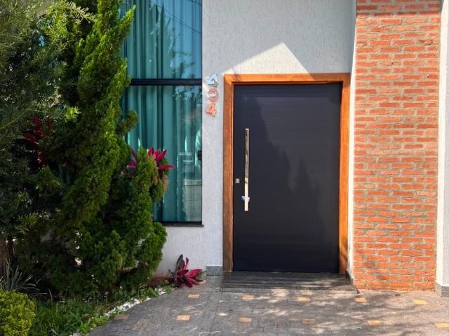 Casa / Sobrado para Venda em Sorocaba/SP Horto Florestal 3 Quartos