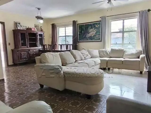 Casa / Sobrado para Venda em Sorocaba/SP Jardim Astro 3 Quartos
