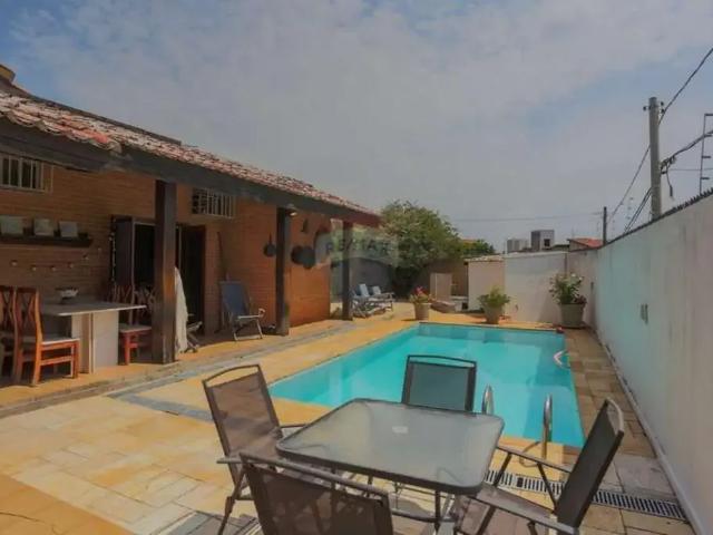 Casa / Sobrado para Venda em Sorocaba/SP Jardim Eltonville 4 Quartos
