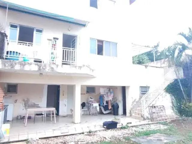 Casa / Sobrado para Venda em Sorocaba/SP Jardim Guadalajara 4 Quartos
