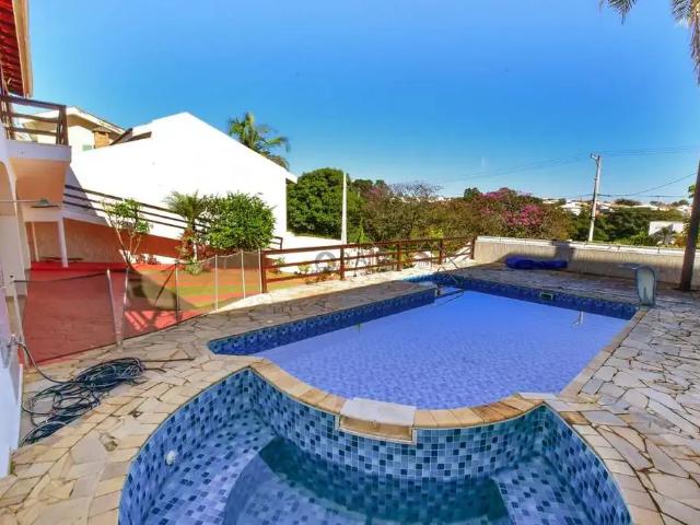 Casa / Sobrado para Venda em Sorocaba/SP Jardim Ibiti do Paço 4 Quartos