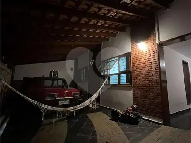 Casa / Sobrado para Venda em Sorocaba/SP Jardim Itanguá 3 Quartos