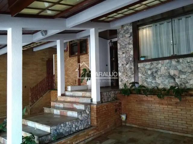 Casa / Sobrado para Venda em Sorocaba/SP Jardim Leocádia 6 Quartos