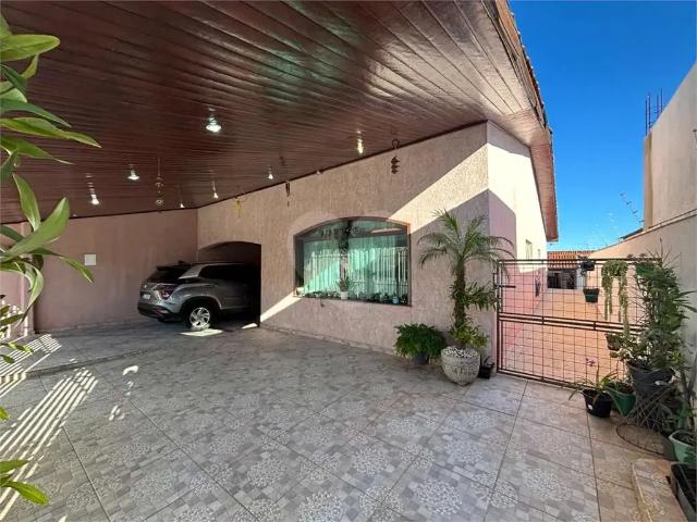 Casa / Sobrado para Venda em Sorocaba/SP Jardim Leocádia 3 Quartos