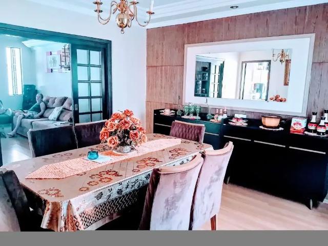 Casa / Sobrado para Venda em Sorocaba/SP Jardim Maria do Carmo 5 Quartos
