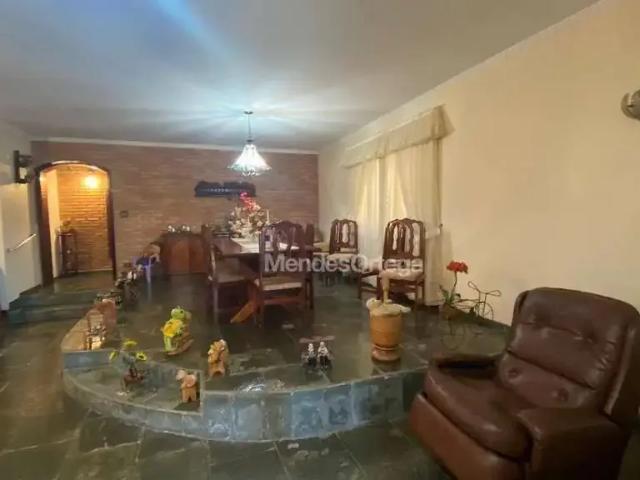 Casa / Sobrado para Venda em Sorocaba/SP Jardim Maria do Carmo 3 Quartos