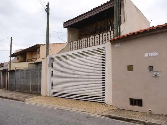 Casa / Sobrado para Venda em Sorocaba/SP Jardim Maria do Carmo 3 Quartos