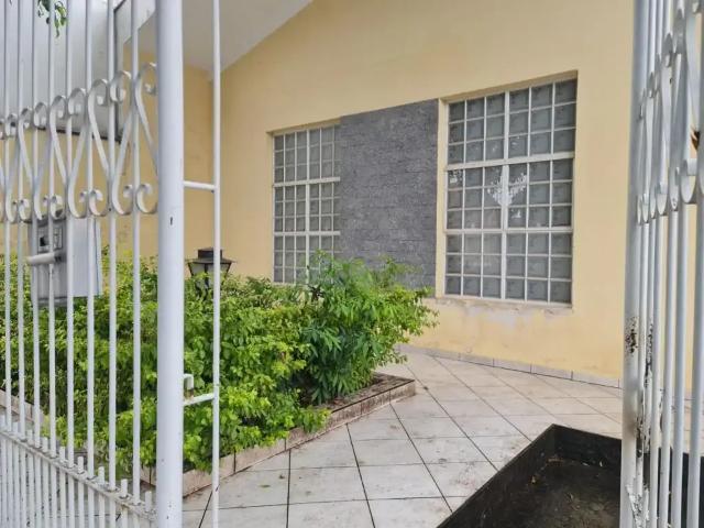 Casa / Sobrado para Venda em Sorocaba/SP Jardim Prestes de Barros 3 Quartos