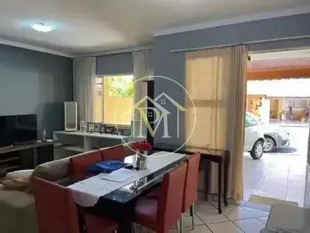 Casa / Sobrado para Venda em Sorocaba/SP Jardim São Conrado 3 Quartos
