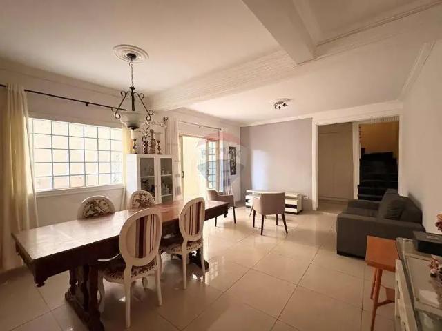 Casa / Sobrado para Venda em Sorocaba/SP Jardim São Guilherme 4 Quartos
