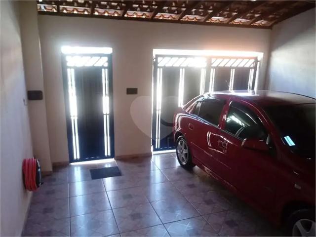 Casa / Sobrado para Venda em Sorocaba/SP Jardim Santa Lúcia 3 Quartos