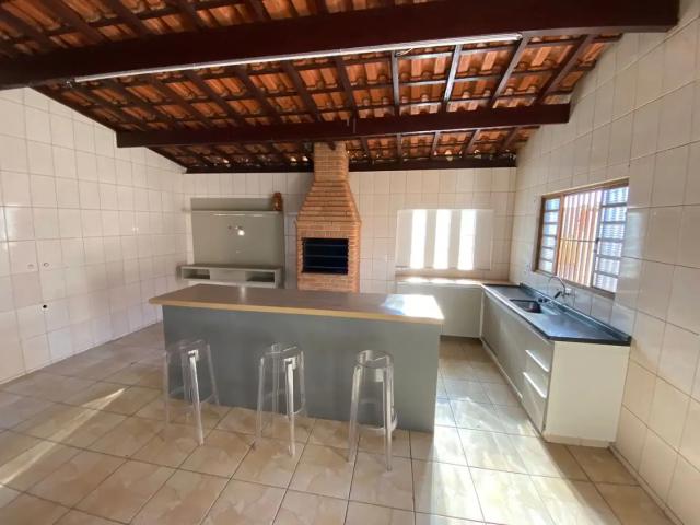 Casa / Sobrado para Venda em Sorocaba/SP Jardim Simus 3 Quartos