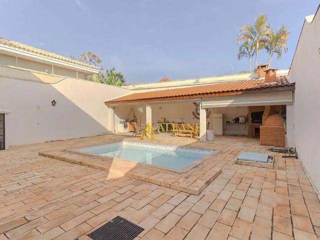 Casa / Sobrado para Venda em Sorocaba/SP Parque Campolim 4 Quartos