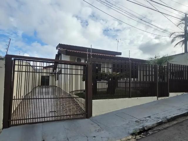 Casa / Sobrado para Venda em Sorocaba/SP Parque Campolim 3 Quartos