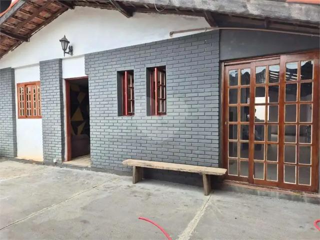 Casa / Sobrado para Venda em Sorocaba/SP Parque Ouro Fino 3 Quartos