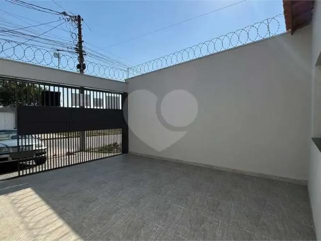 Casa / Sobrado para Venda em Sorocaba/SP Parque São Bento 2 Quartos