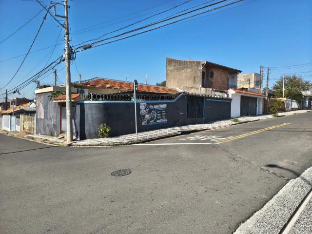 Casa / Sobrado para Venda em Sorocaba/SP Vila Carvalho 4 Quartos