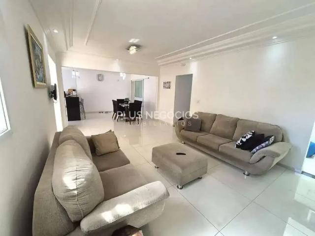 Casa / Sobrado para Venda em Sorocaba/SP Vila Augusta 4 Quartos