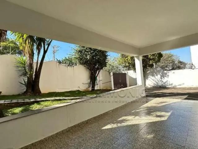 Casa / Sobrado para Venda em Sorocaba/SP Vila Jardini 5 Quartos