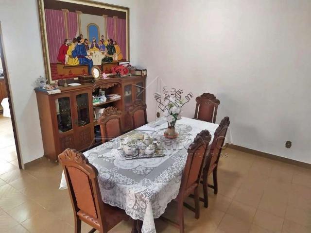 Casa / Sobrado para Venda em Sorocaba/SP Vila Lucy 6 Quartos