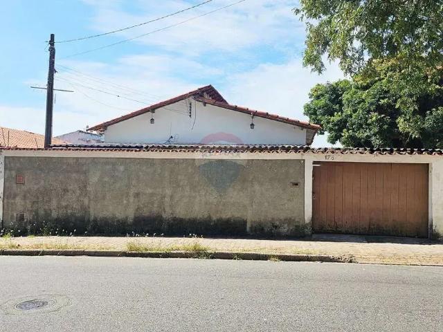Casa / Sobrado para Venda em Sorocaba/SP Vila Santana 3 Quartos