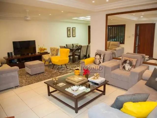 Casa / Sobrado para Venda em Sorocaba/SP Vila Trujillo 5 Quartos
