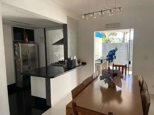 Casa / Sobrado para Venda em Sorocaba/SP Vossoroca 4 Quartos