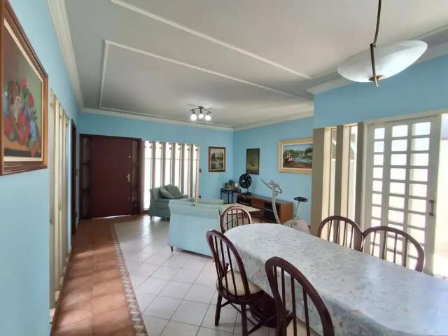 Casa / Sobrado para Venda em Sorocaba/SP Wanel Ville 3 Quartos