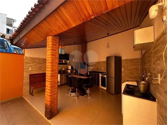 Casa / Sobrado para Venda em Sorocaba/SP Wanel Ville 4 Quartos