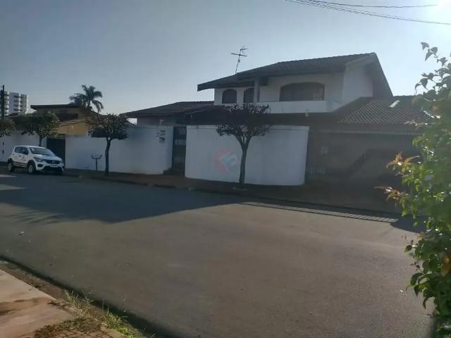 Casa / Sobrado para Venda em Sumaré/SP Parque Residencial Versailles 3 Quartos
