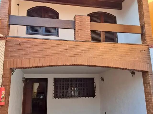Casa / Sobrado para Venda em Suzano/SP Conjunto Residencial Irai 3 Quartos