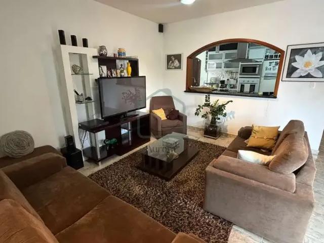 Casa / Sobrado para Venda em Suzano/SP Jardim Carlos Cooper 4 Quartos