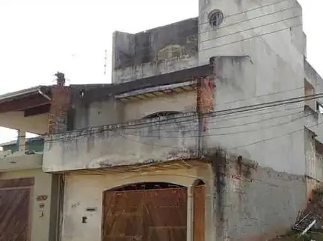Casa / Sobrado para Venda em Suzano/SP Jardim das Flores 4 Quartos