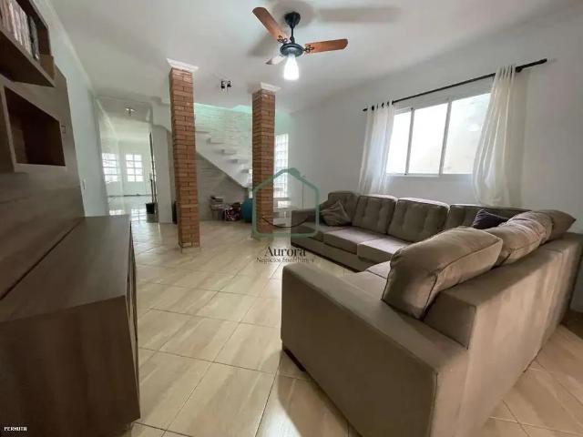 Casa / Sobrado para Venda em Suzano/SP Jardim das Flores 3 Quartos