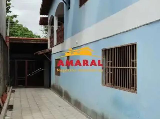 Casa / Sobrado para Venda em Suzano/SP Parque do Colégio 4 Quartos
