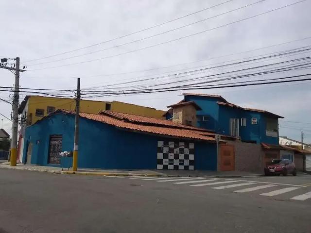 Casa / Sobrado para Venda em Suzano/SP Parque Santa Rosa 6 Quartos