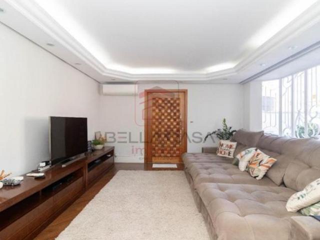 Casa sobrado para comprar com 3 quartos, 390m²